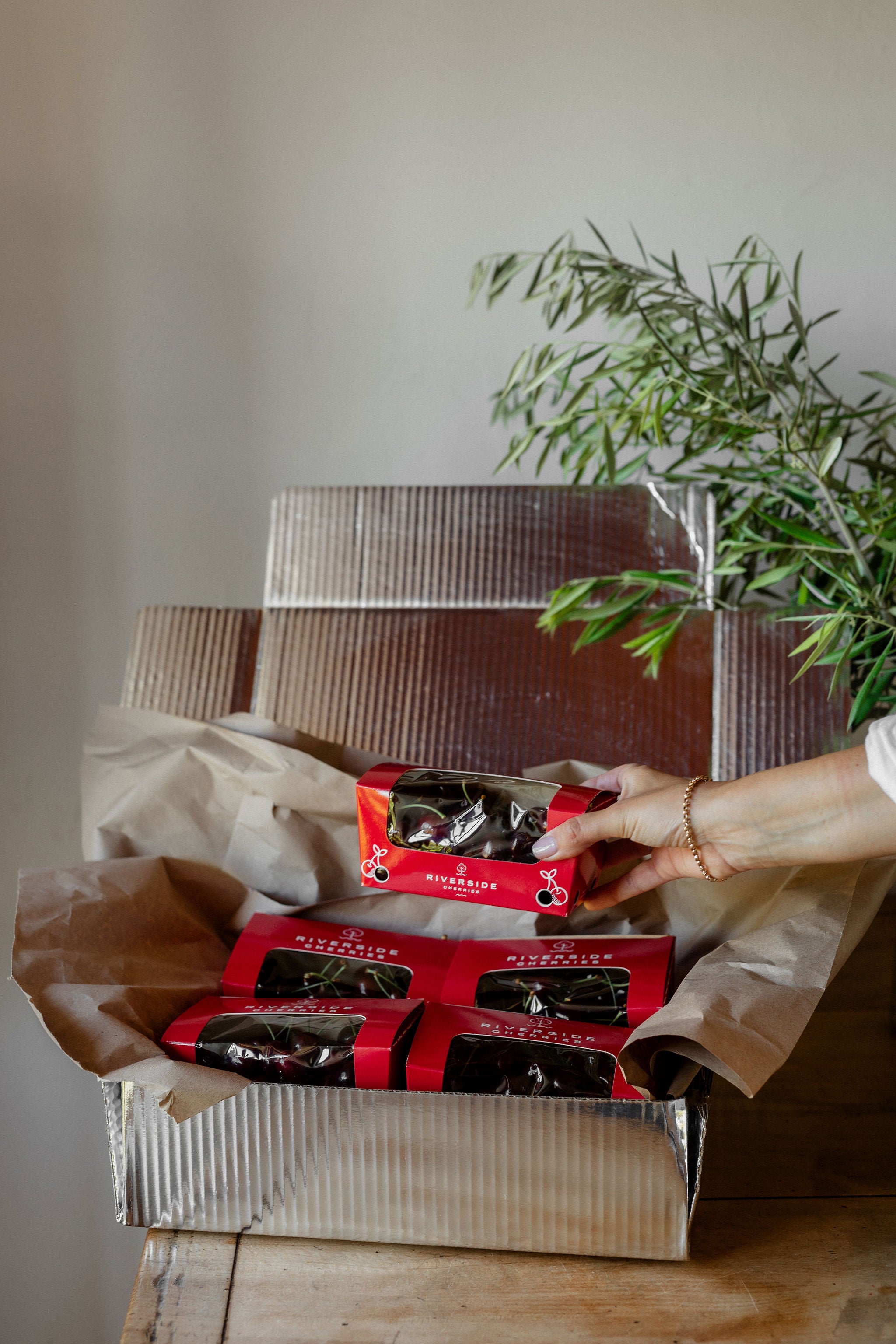 Cherry gift boxes – Riverside Cherries